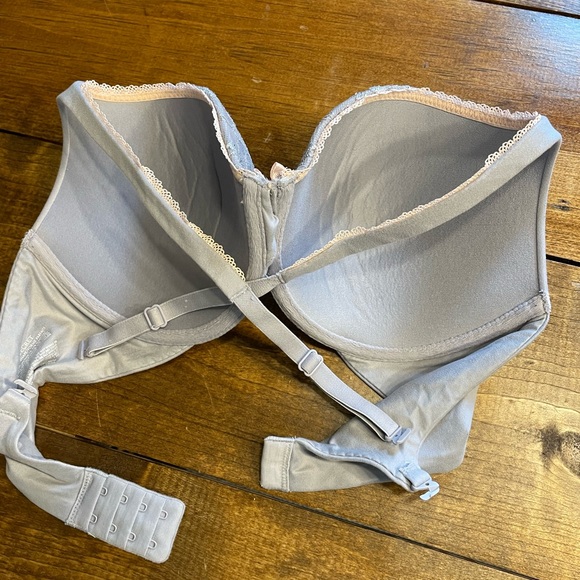 Victoria's Secret | Intimates & Sleepwear | Grey Victorias Secret 34dd ...